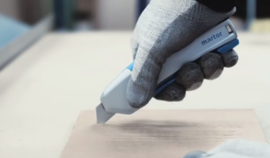 How to choose the right safety knife - Industrial Safety News Magazine